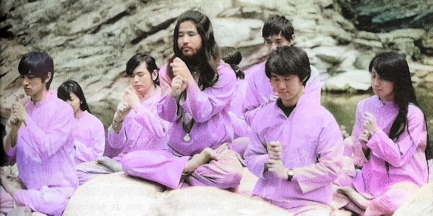Lacking Story of Deadly Cult – Filmibee.com